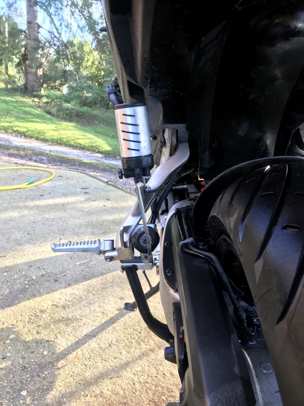 Tutoro Chain Oiler - Accessories and Products - VFR800X Crossrunner